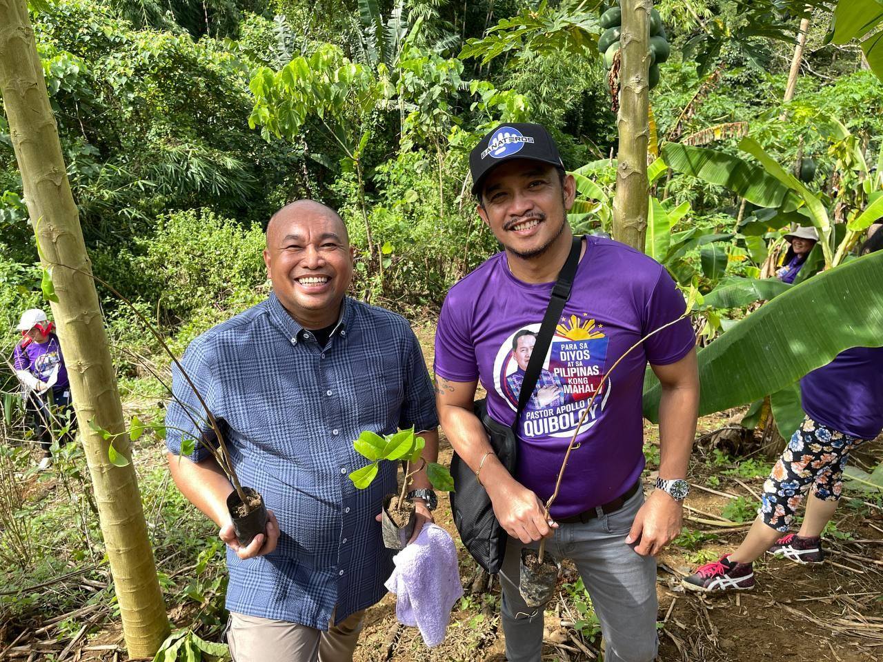 Banateros nakiisa sa One Tree, One Nation - Banateros